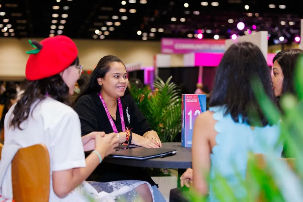 Questions To Ask When Networking: A Masterclass Guide!